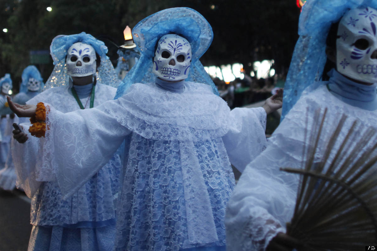 Mexico’s Trinity of Death: Santa Muerte, Day of the Dead and Calavera ...