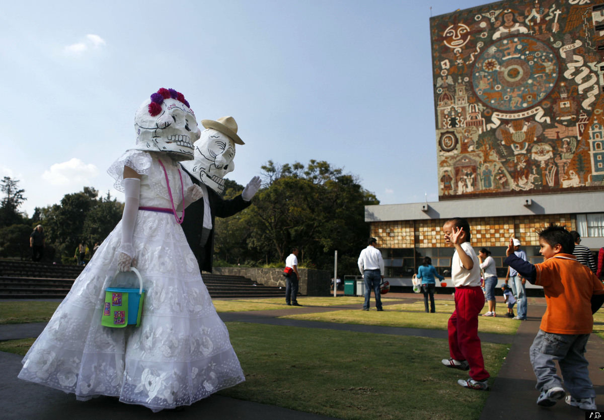 Mexico’s Trinity of Death: Santa Muerte, Day of the Dead and Calavera ...