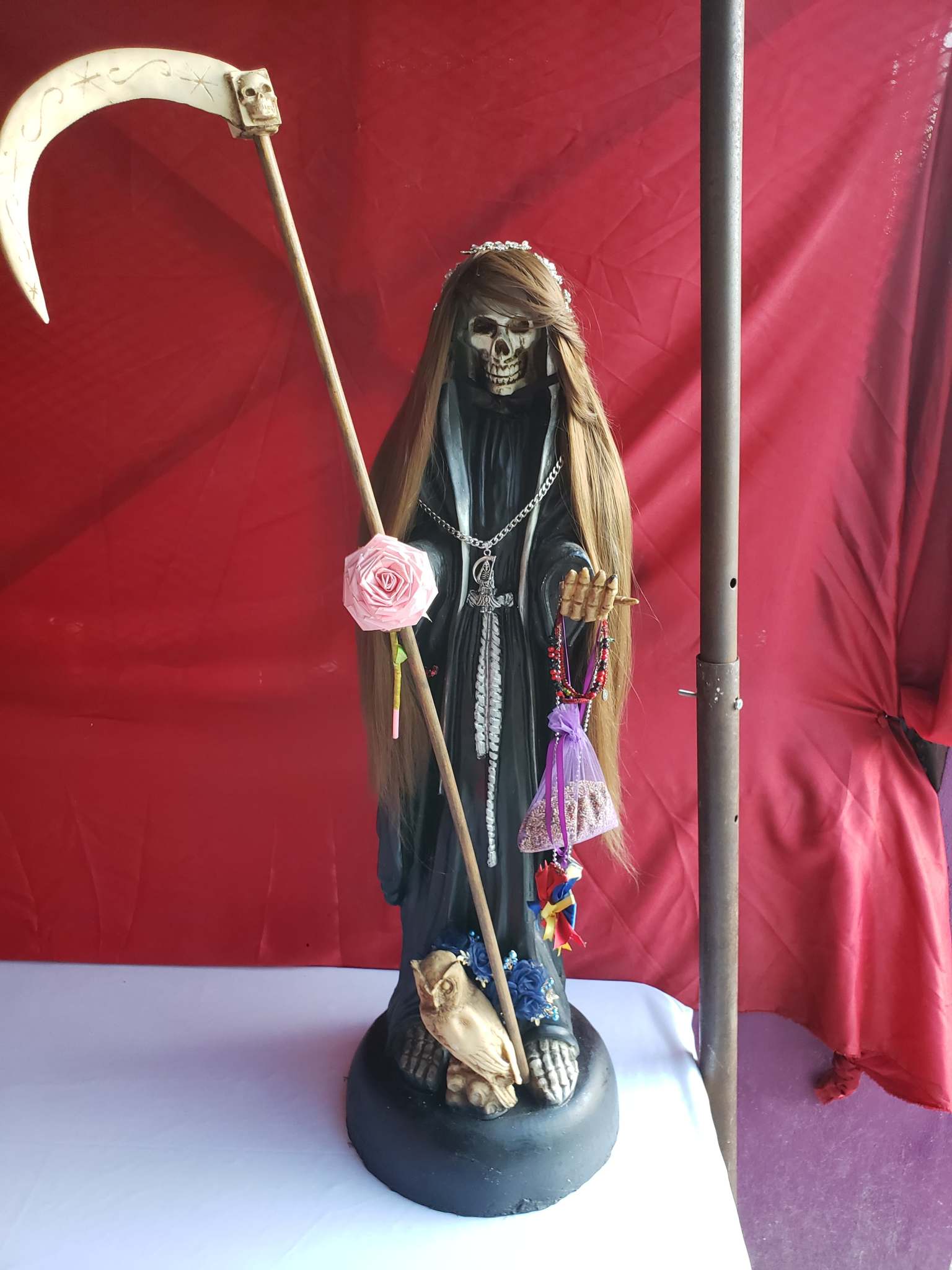 Santa Muerte of Health and Wealth – Photo-Essay from the Cancun Temple ...